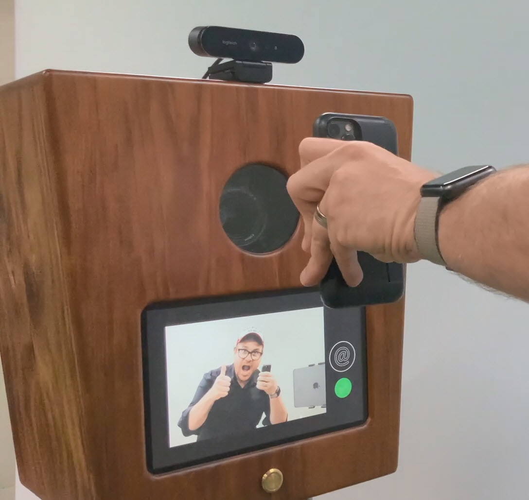 New tutorial - How to run a contactless booth - Breeze Systems Blog